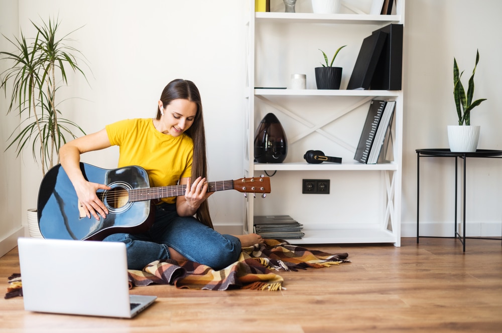 Get Off Your Phone And Try These 10 Activities Instead | Health and ...