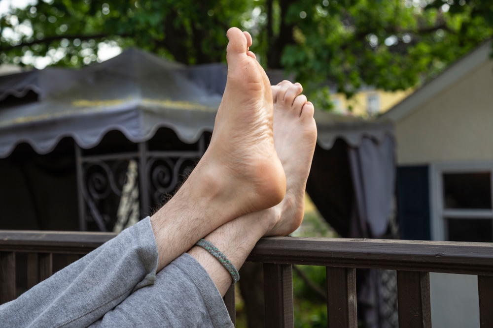 6 Way to Make Your Feet Feel Better from Home | Health and Wellness